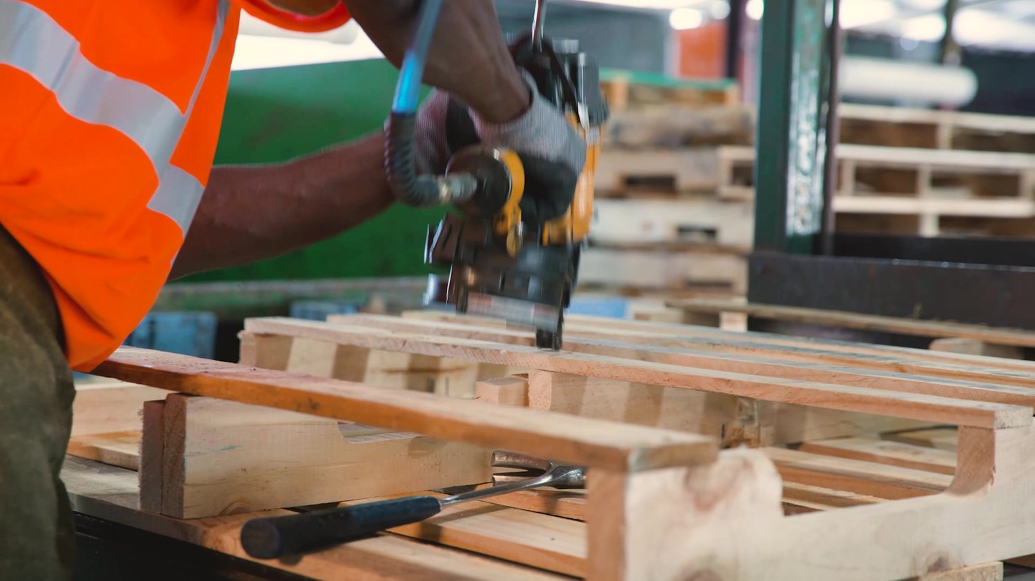 Recycled Pallet Management Videos | 48forty Solutions